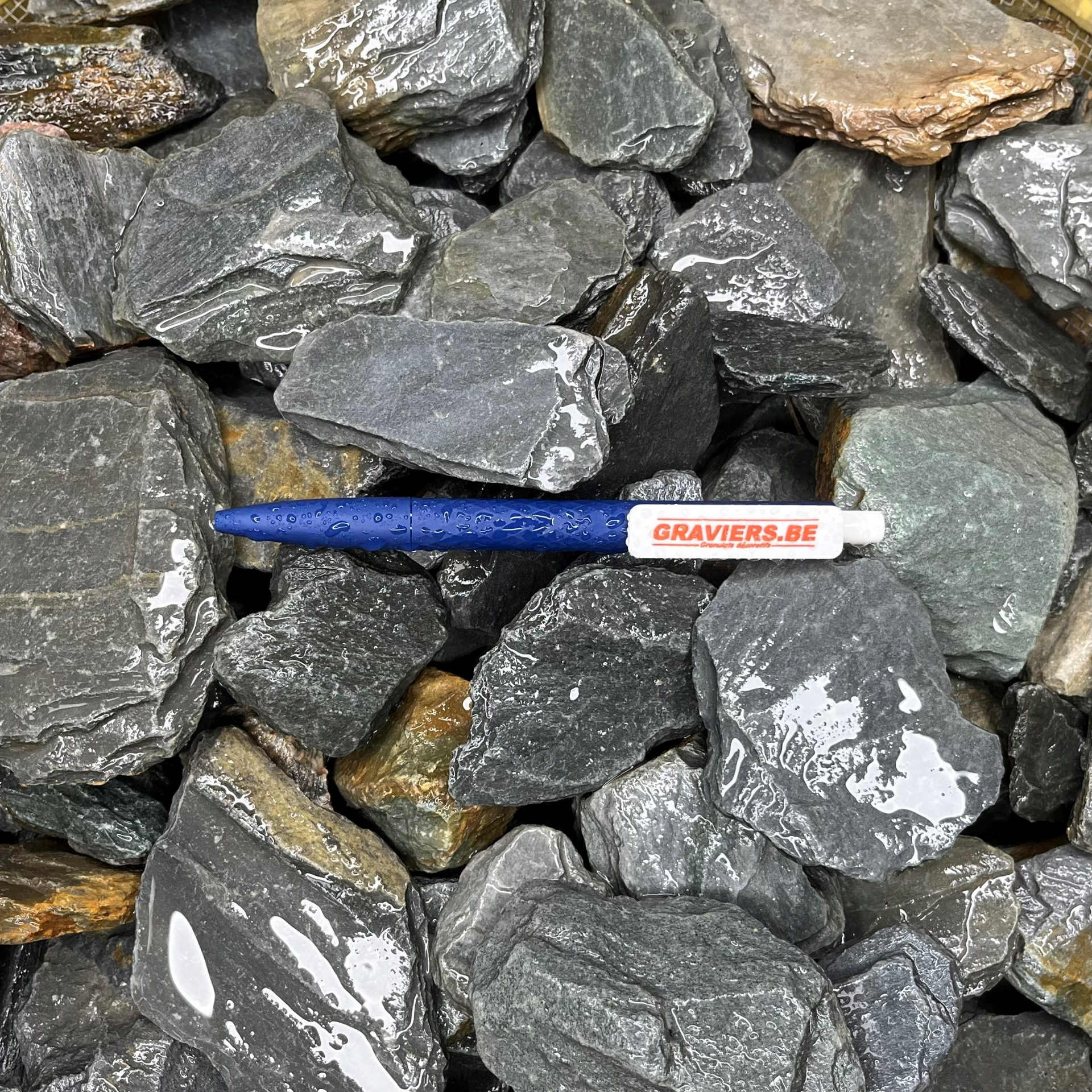 Pétales de schiste bleu clair 30/60mm - Sac de 20Kg